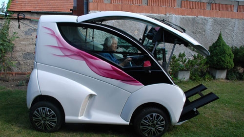 Elbee รถยนต์จิ๋วสำหรับผู้ใช้วีลแชร์